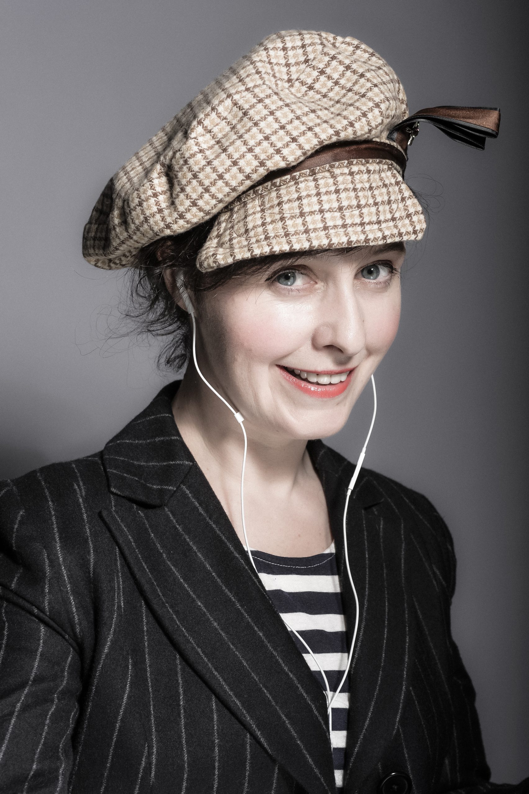 Jo Neary - The Newsdesk of Jo Neary – Sketchbooks, show info, book ...